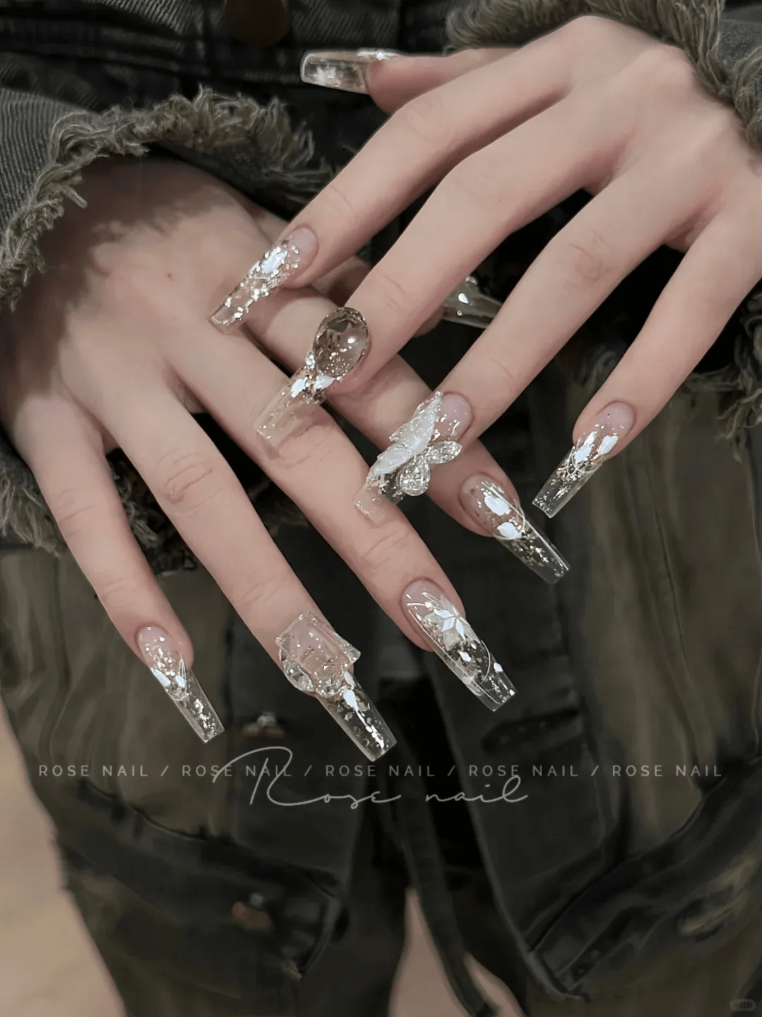 The Perfect Fusion of Fashion and Elegance: Glam Nails with Glitter Ge ...